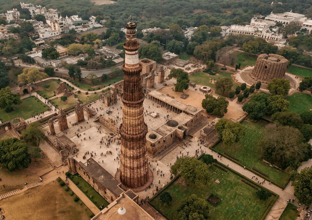 qutub minar open or closed